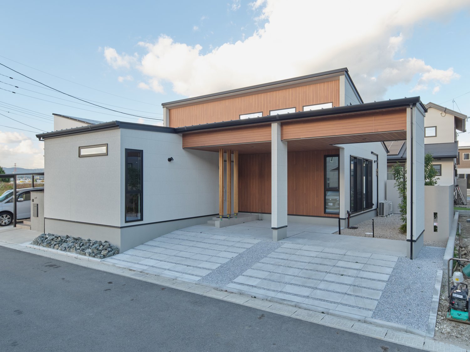 リブワーク｜「モデルハウスお譲りします」物件紹介ページ